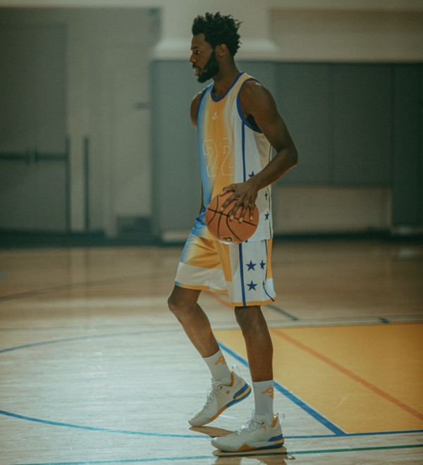 匹克篮球鞋_PEAK 匹克 AW1-Switch维金斯 男款篮球鞋 ET31877A 圣诞配色多少钱-什么值得买