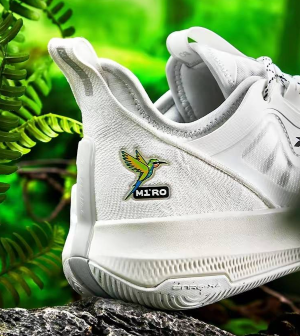 篮球鞋_361°AG3 Pro夏日低帮版，后卫也能穿！这些配色你Pick哪一个?-什么值得买