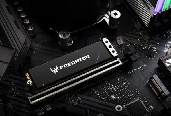 固态硬盘_高频电竞内存到高性能SSD，尽在PREDATOR一站式存储解决方案-什么值得买