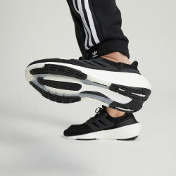 阿迪达斯跑鞋_adidas 阿迪达斯 中性ULTRABOOST LIGHT跑步鞋 GY9351 41多少钱-什么值得买