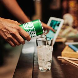 芬达碳酸饮料_Fanta 芬达 可口可乐 330ML*8罐 多种口味碳酸饮料汽水 雪碧330ml*8罐多少钱-什么值得买